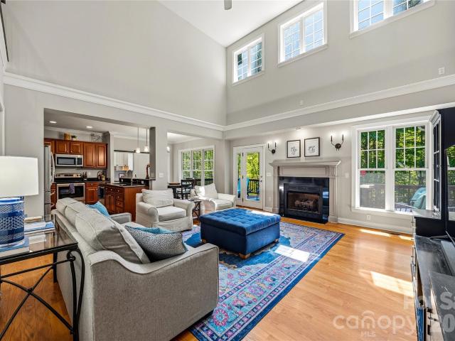 130 Ginger Quill Circle