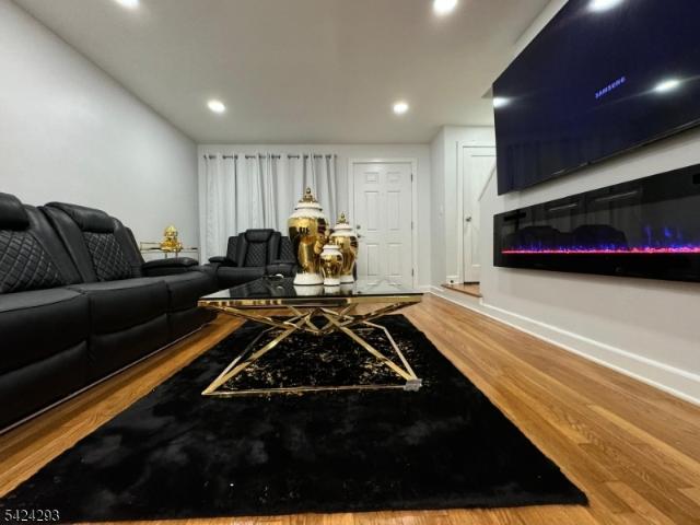 130 Glenbrook Pkwy, Englewood, NJ 07631 | MLS #4020