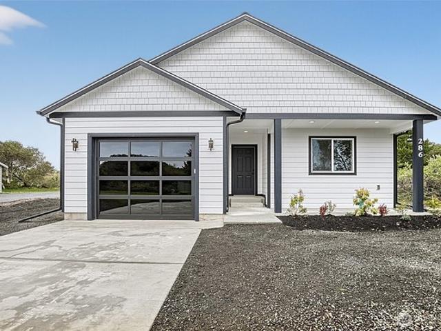 130 Glover Ct NE, Ocean Shores, WA 98569