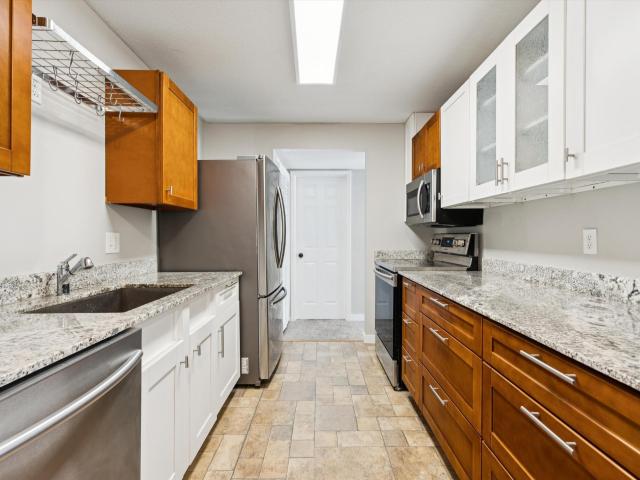 130 Demont Ave, Unit 142, St. Paul, MN 55117 | MLS #7055 | Compass