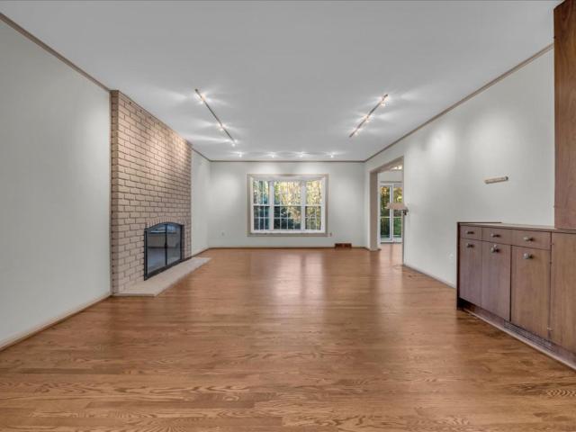 130 Denbar Road, Bloomfield Hills, US, MI