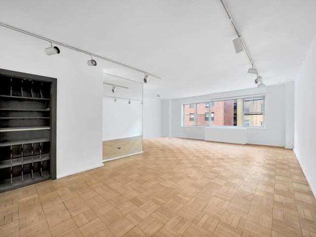 130 E 63rd St Apt 5A, New York, NY 10065