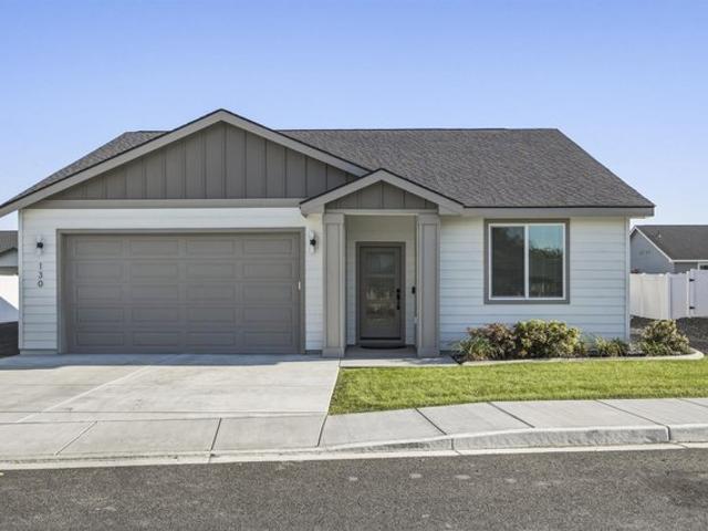 130 E 25th Ave, Kennewick, WA 99337