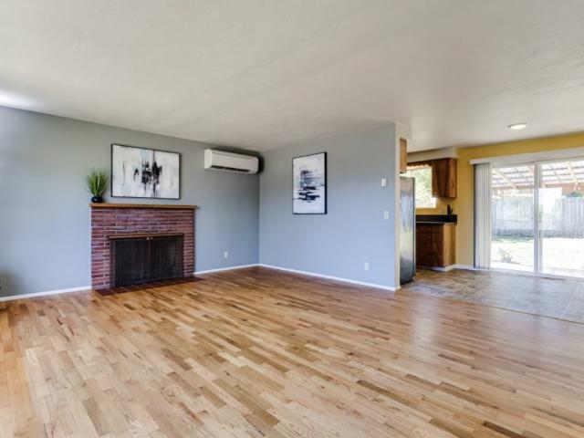 130 E 31ST AVE