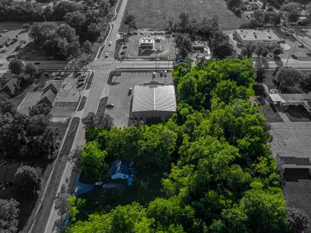 130 E Division