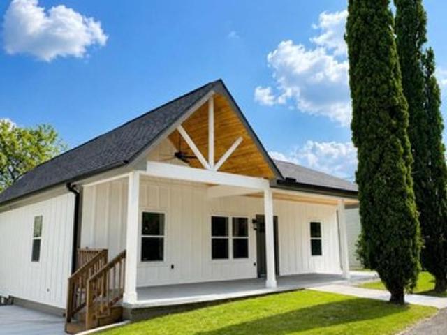 130 E Railroad Ave, Alto, GA 30510