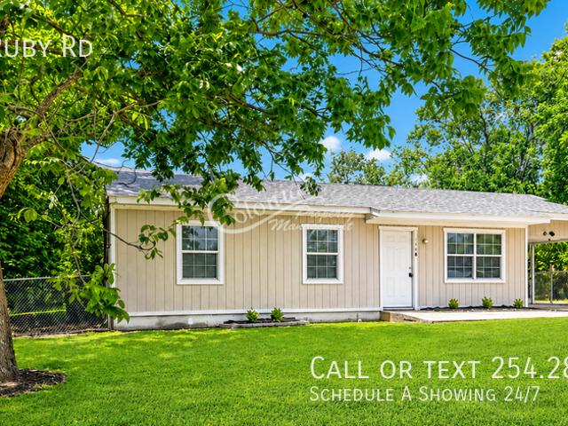 130 E Ruby Rd, 5 beds, 2 full baths