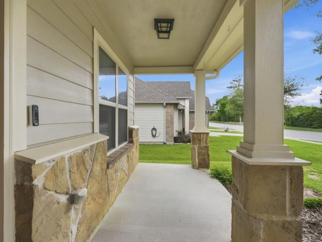 130 Emery Oak Way