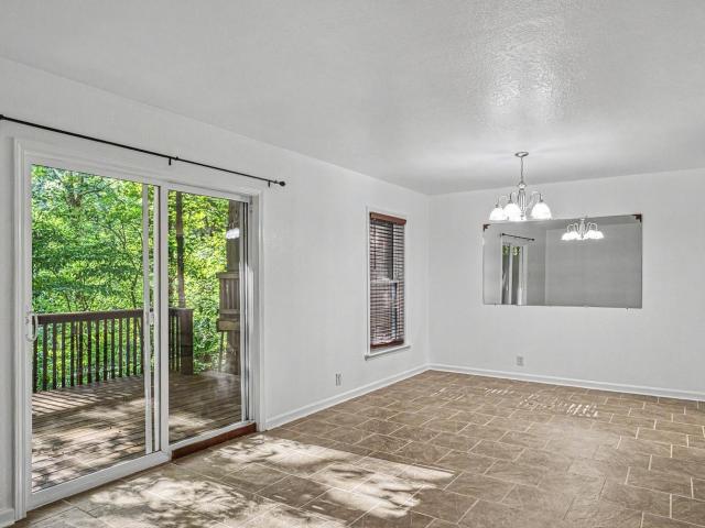 130 Emperado Way