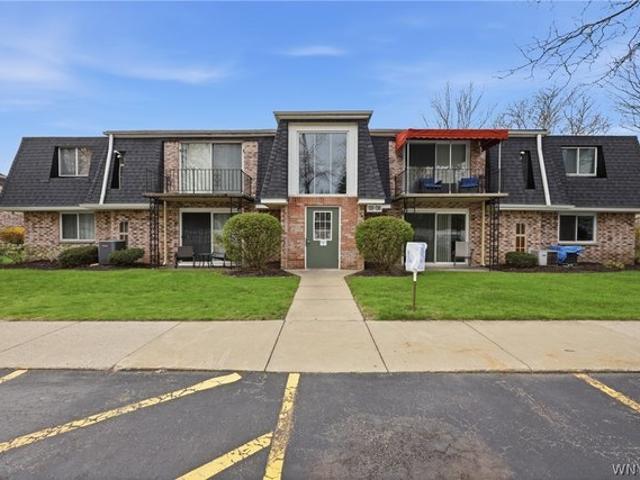 130 Foxberry Dr Unit A, Getzville, NY 14068