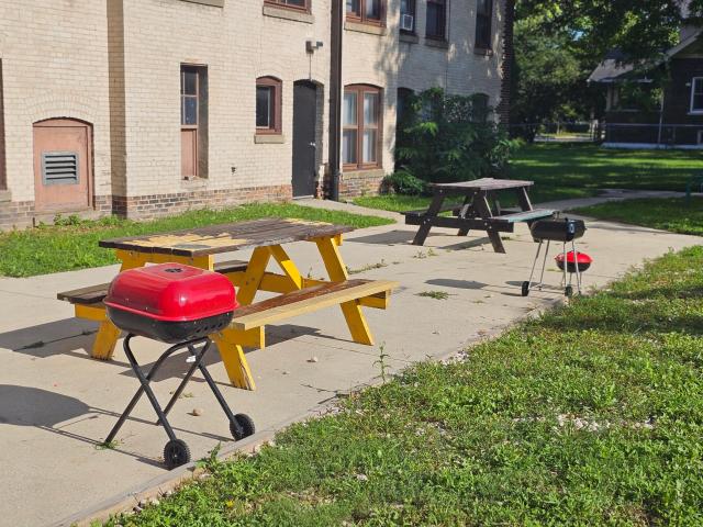 130 Forest Ave, Unit 2BR