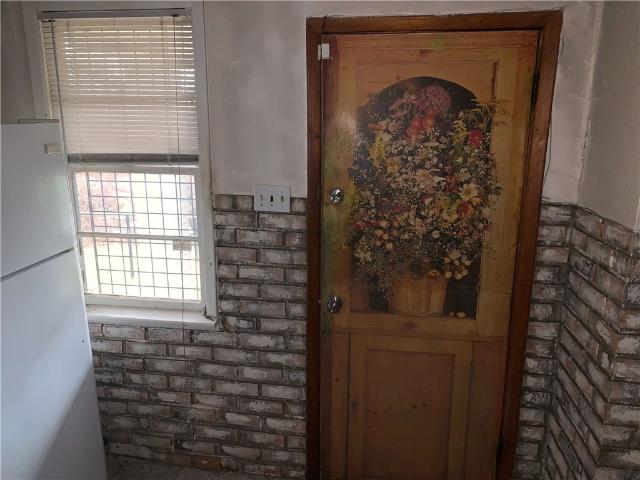 130 Fairview Ave