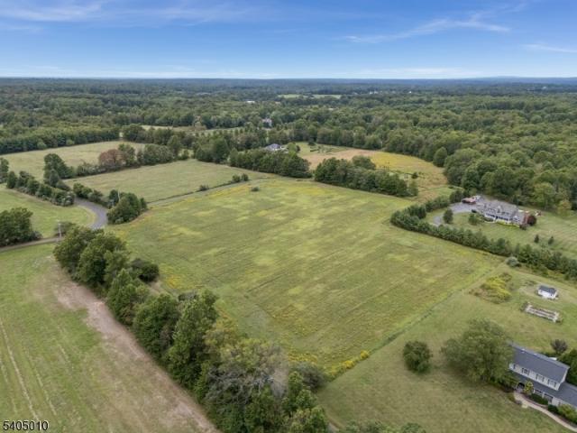 130 Fitzer Rd, Frenchtown, NJ 08825 | MLS #4023 | Compass