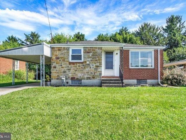 130 Knoll Ln, York, PA 17406