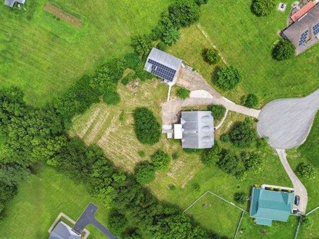 130 Kay Ave, Lancaster, KY 40444