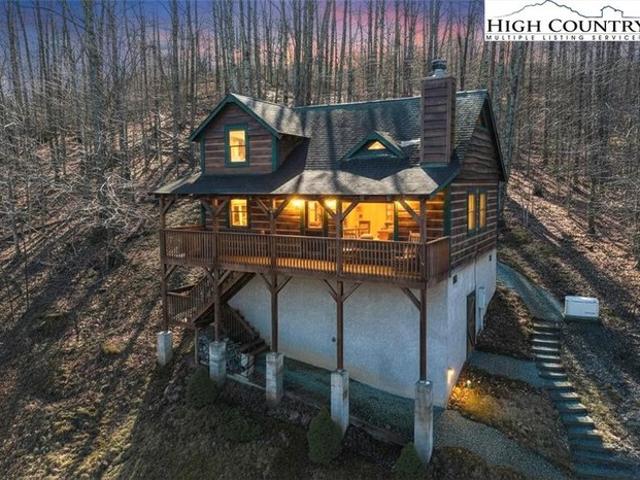 130 Hollow Tree Rd, Beech Mountain, NC 28604