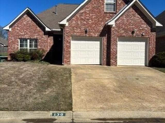 130 Harvesters Sq, Tupelo, MS 38801