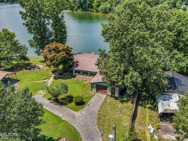 130 Hickory Lane