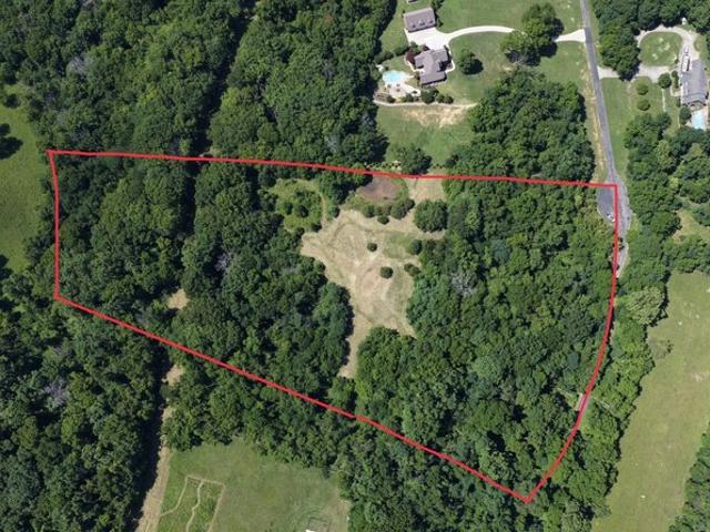 130 Hidden Valley Rd, Arrington, TN 37014