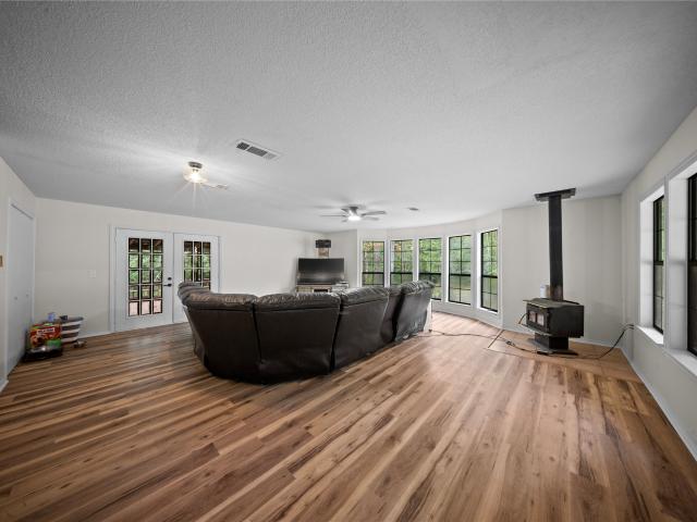 130 Hilltop Loop