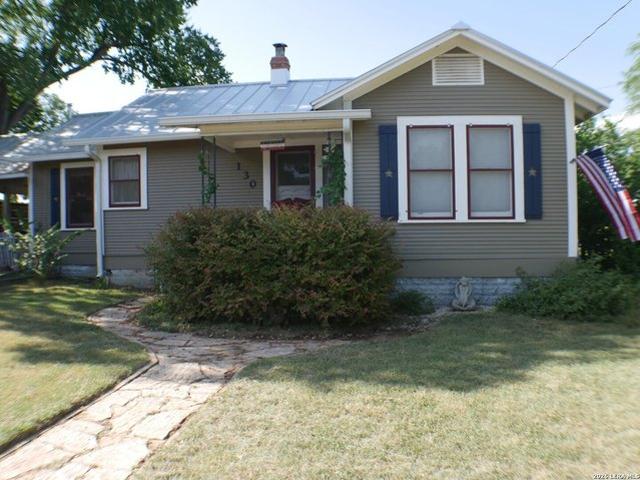 130 Idlewilde Blvd, Comfort, TX 78013
