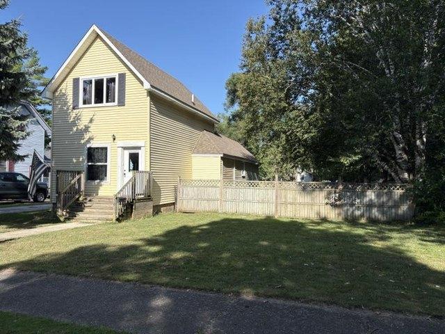 130 John St, Bad Axe, MI 48413
