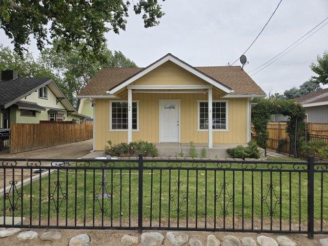 130 Johnston Dr, Bishop, CA 93514