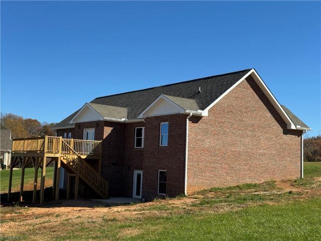 130 Oak Pointe Lane