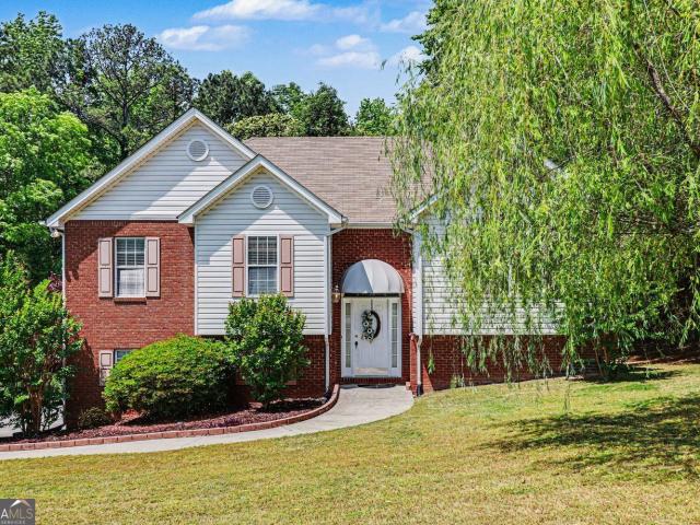 130 Orchard Way SE