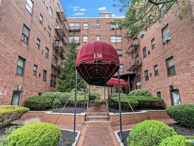 130 Orient Way # 4F