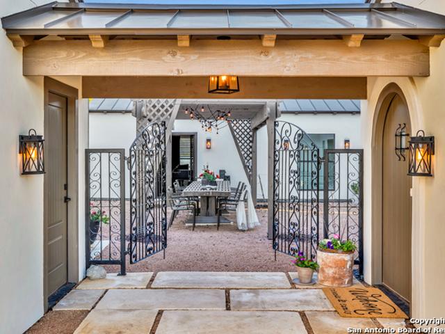 130 Overlook Dr
