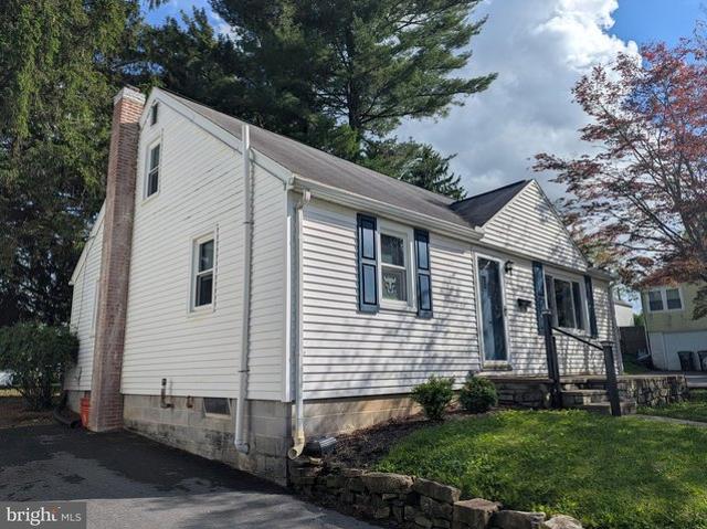 130 Logan Ave, State College, PA 16801