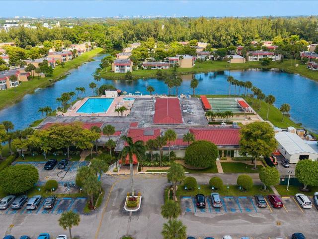 130 Lake Dora Dr, West Palm Beach, FL 33411 | MLS #B26015 | Compass