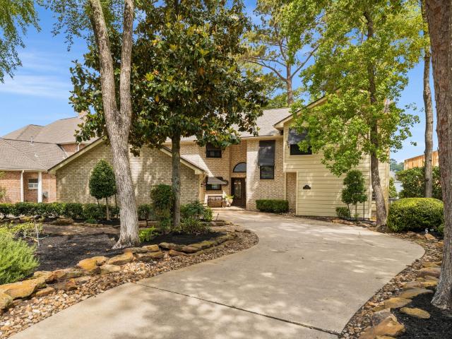 130 Lakeside Drive