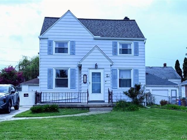 130 Leonard Post Dr, Buffalo, NY 14211