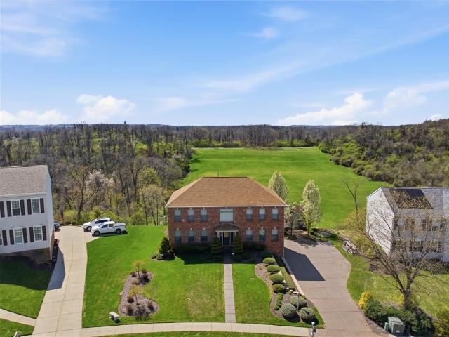 130 Maclaine Dr