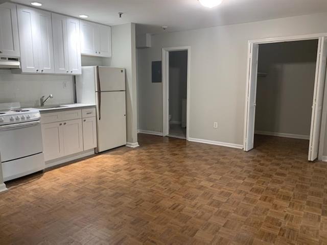 130 Madison St # 4
