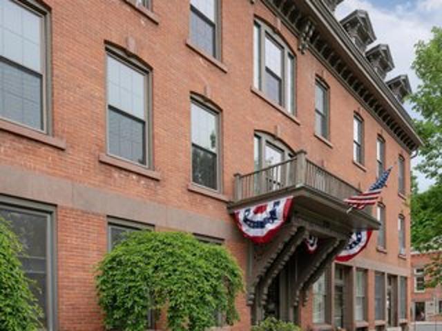 130 Main St Apt 2D, Canton, CT 06019