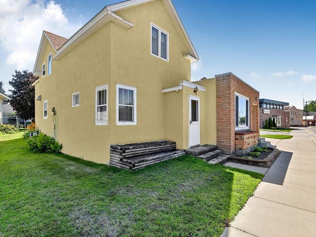 130 Main Street S