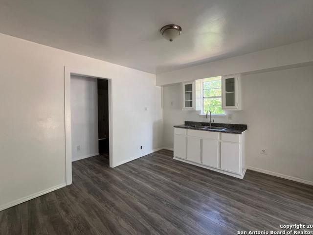 130 N Trevino