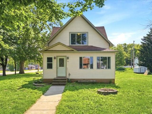 130 N Woodworth St, Elmwood, WI 54740