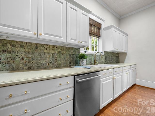 130 N Mulberry St, Statesville, NC 28677 | MLS #4359