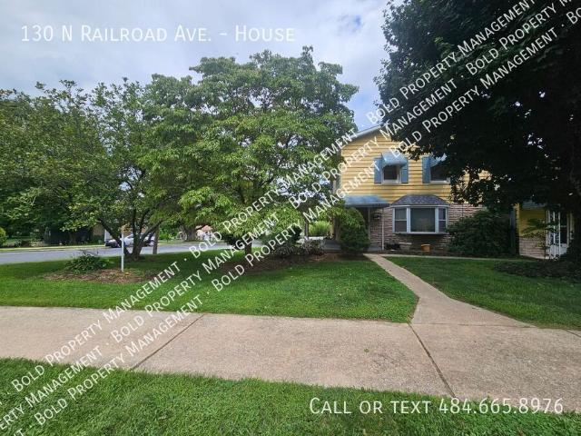 130 N Railroad Ave 3 beds, 1 full and 1 half bath