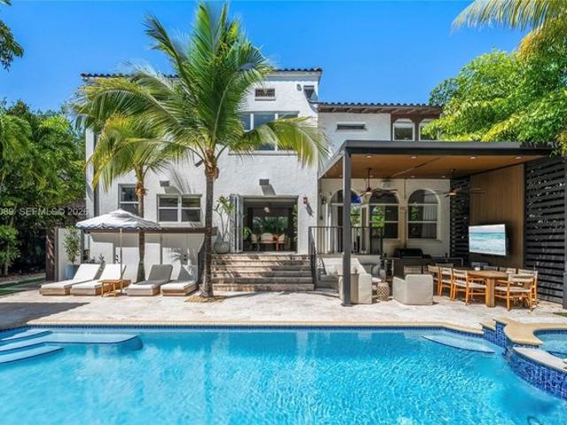 130 NE 45th St, Miami, FL 33137