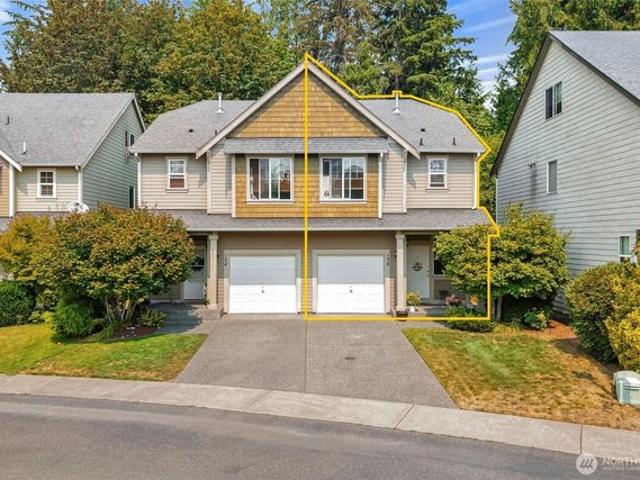 130 NE Miramar Cir, Bremerton, WA 98311