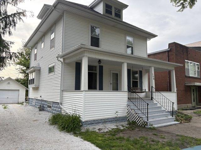 130 S 5th St, Sheldon, IL 60966