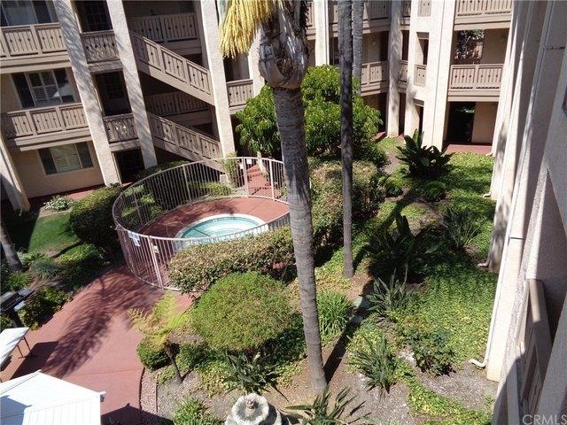 130 S Barranca St Apt 302, West Covina, CA 91791