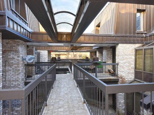 130 S Middle Neck Road 2