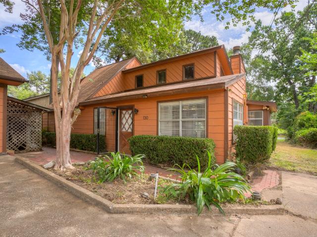 130 S Oak Bluff Drive