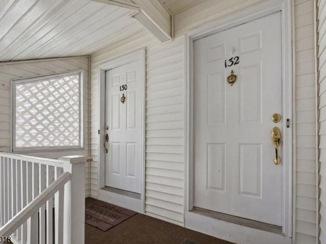 130 Smithfield Ct, Bernards Twp, NJ 07920